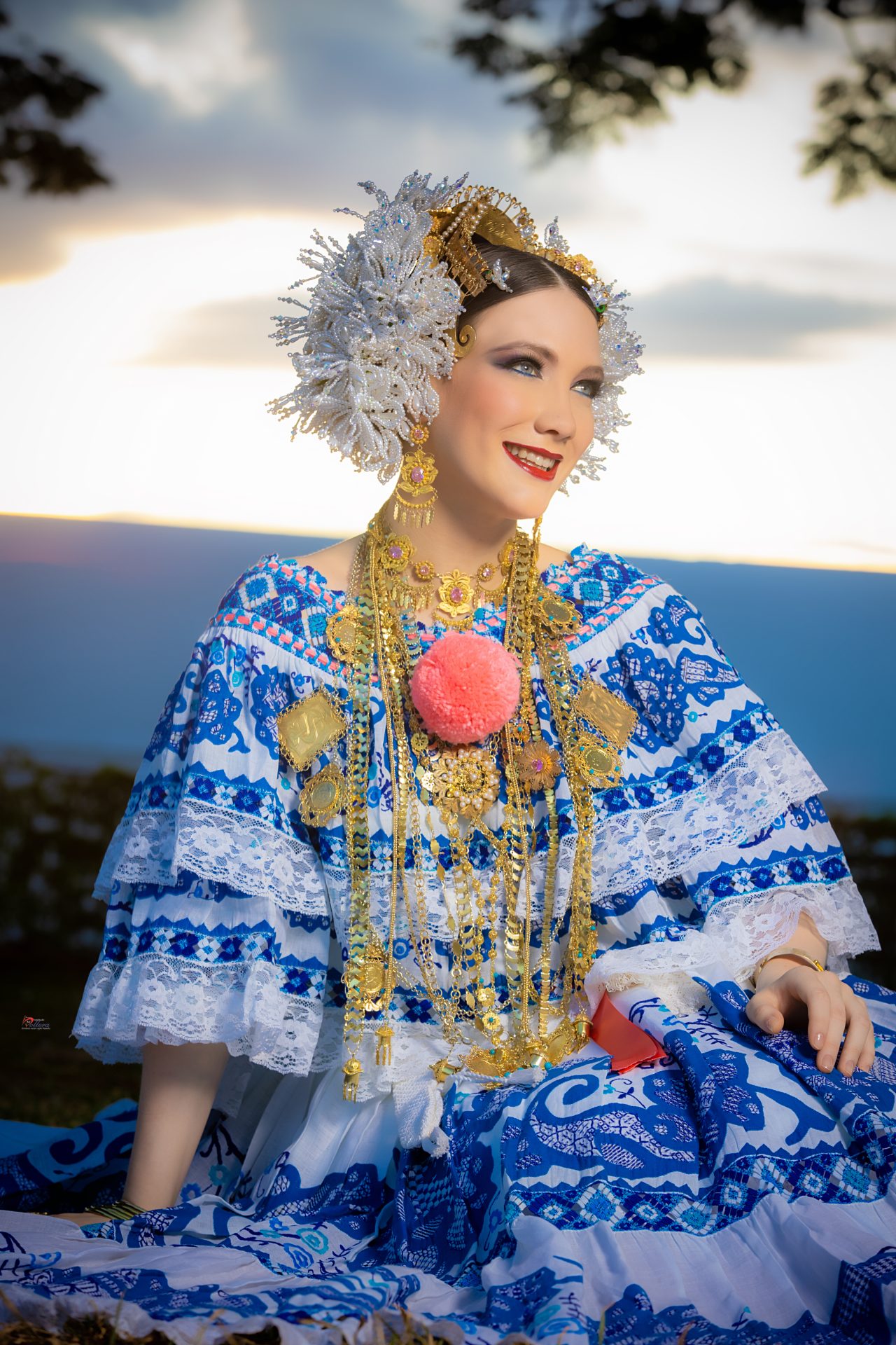 Tips para tu sesión de fotos con pollera panameña - Photo Studio Mi Pollera